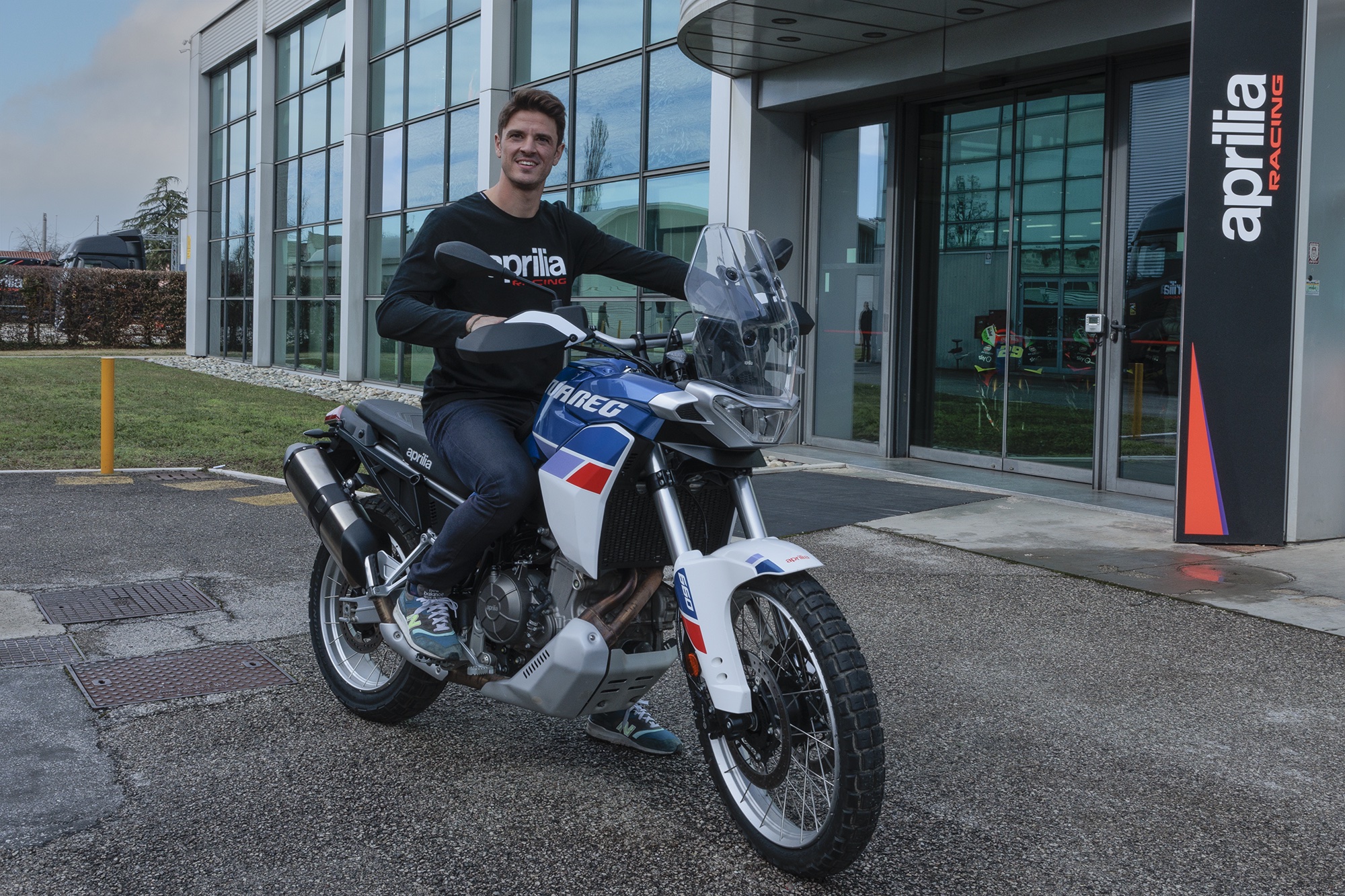 Η APRILIA RACING ΕΠΙΣΤΡΕΦΕΙ ΣΤΟΥΣ OFF-ROAD ΑΓΩΝΕΣ - AUTOPRESS