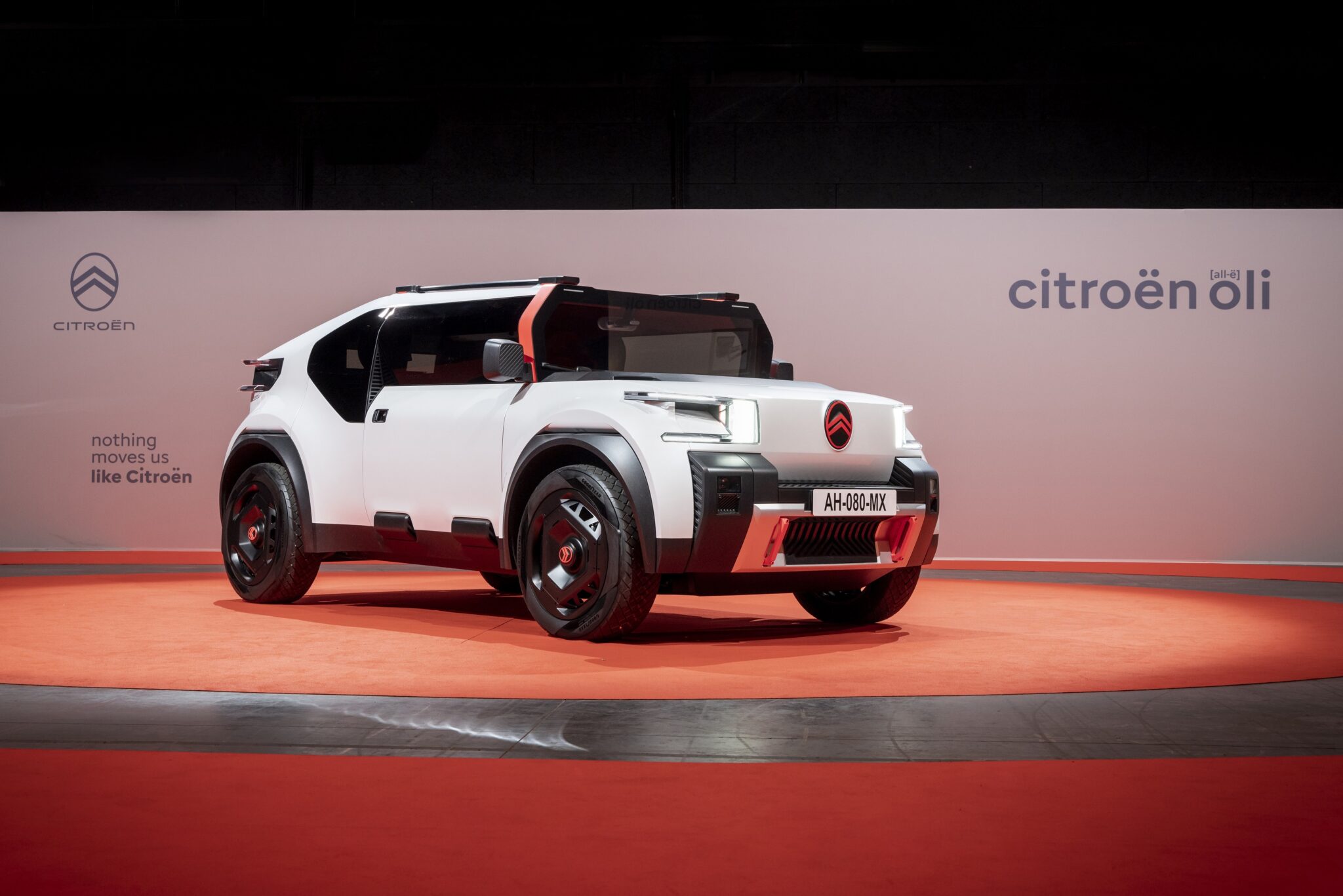 RETROMOBILE 2023: Η CITROËN ΟΔΗΓΕΙΤΑΙ ΔΙΑΧΡΟΝΙΚΑ ΑΠΟ ΤΗΝ ΤΟΛΜΗ! - AUTOPRESS