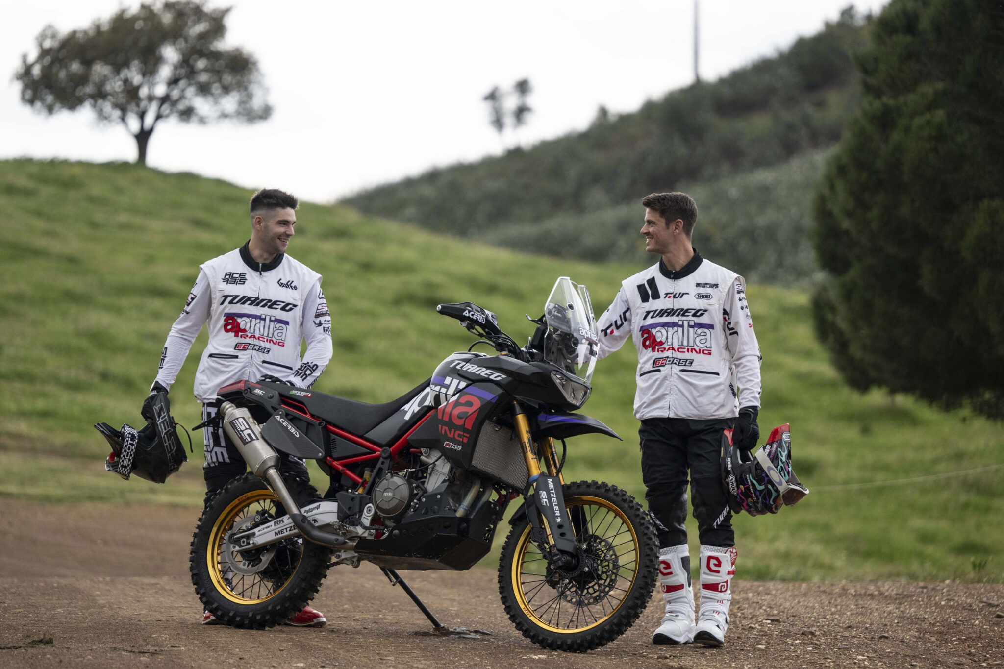 ΞΕΚΙΝΑ Η ΣΕΖΟΝ 2024 APRILIA TUAREG RACING - AUTOPRESS